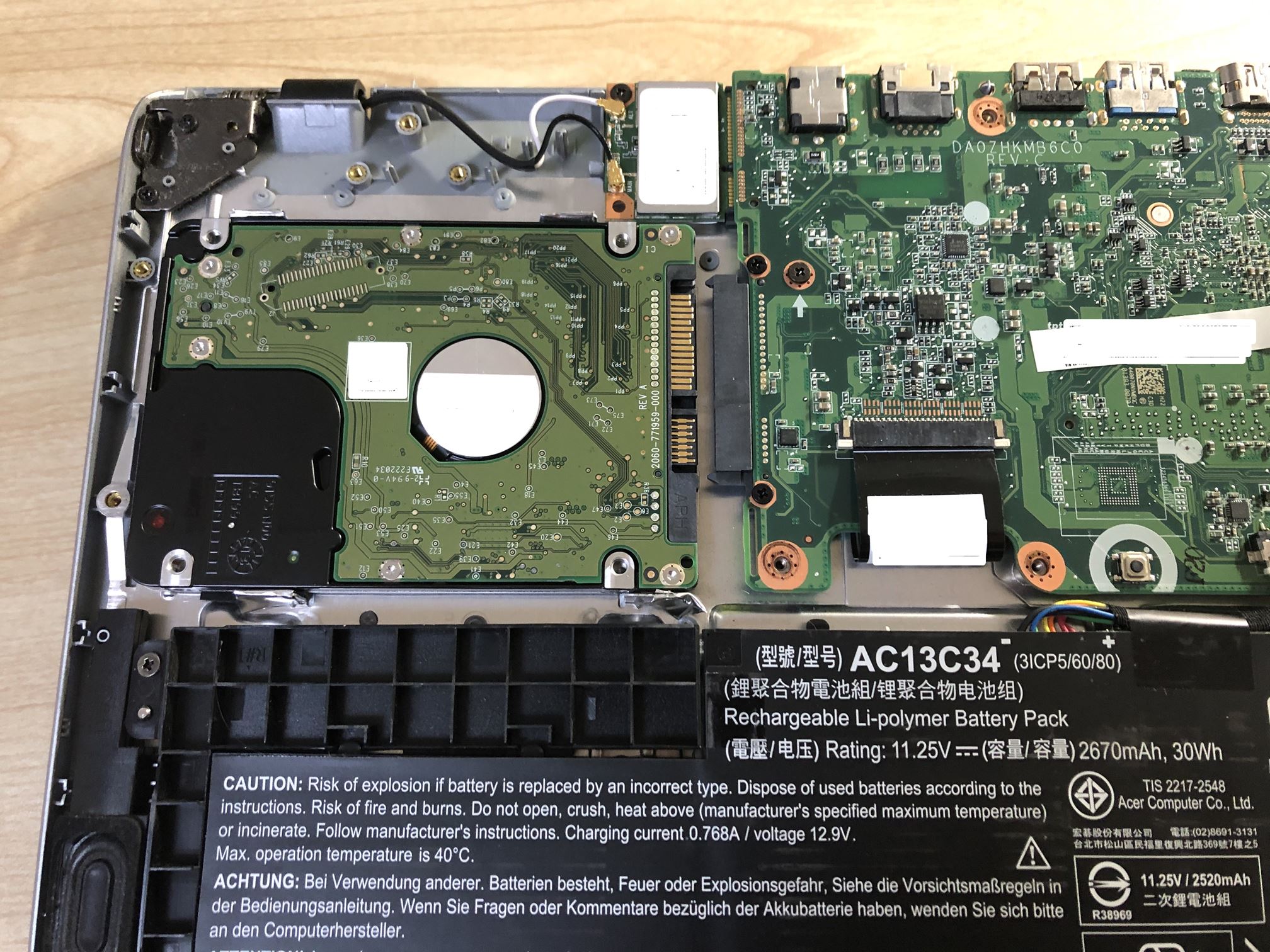 E3-112-F14C/S SSD換装 ｜ アラフォーおやじの流山おおたかの森ブログ
